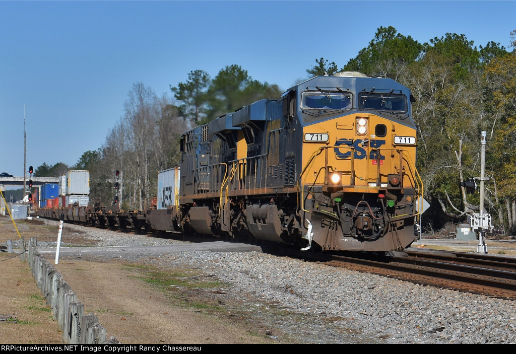 CSX 711